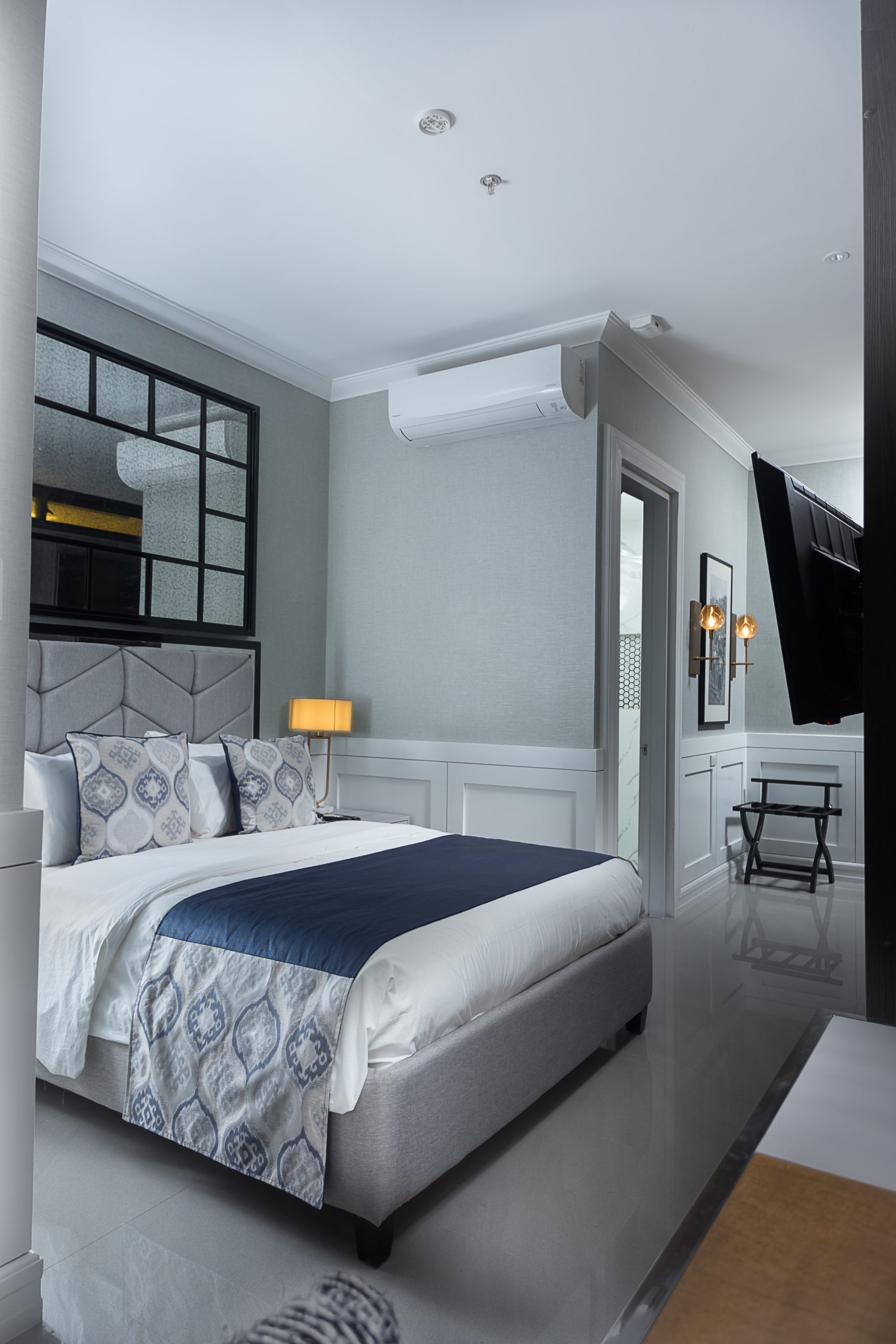 Elegant Deluxe Hotel Room Bacolod | Reserve Today for Best Rates
